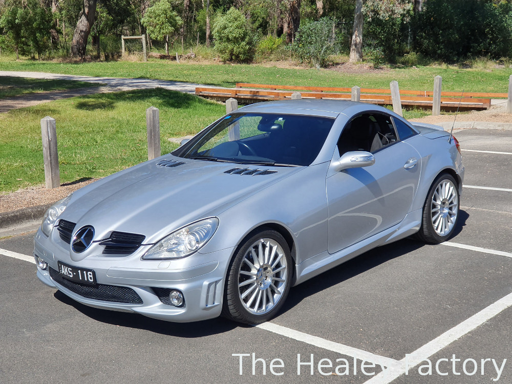 SOLD - 2005 MERCEDES-BENZ SLK55 AMG - healeyfactory.com.au
